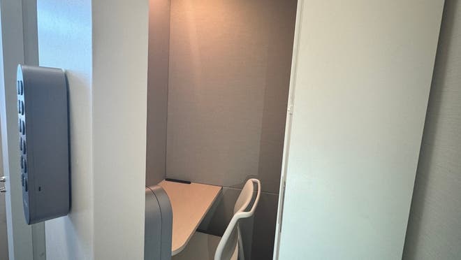 ドロップイン30分300円 四季に彩られる上野不忍池を見下ろす好立地の写真4