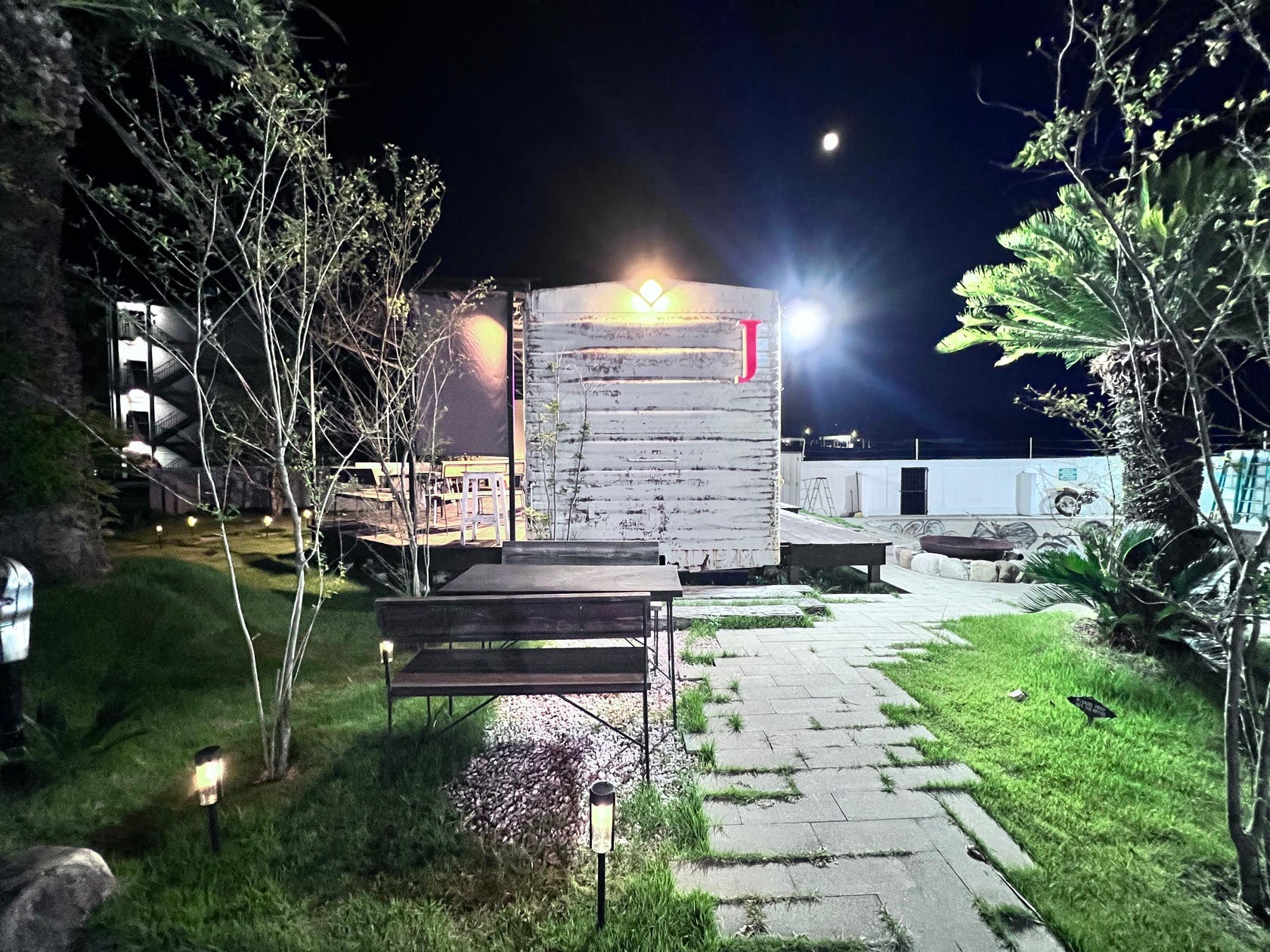 郊外にあるSHOPをまるごと撮影スタジオに！アメリカ、西海岸スタイルのスタジオとしてご利用下さい！アメリカ車レンタルOK！の写真18