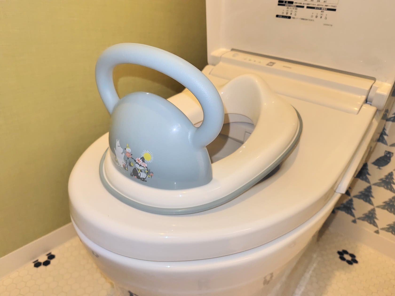 赤ちゃんやお子さまとも一緒にくつろげるお部屋の写真28