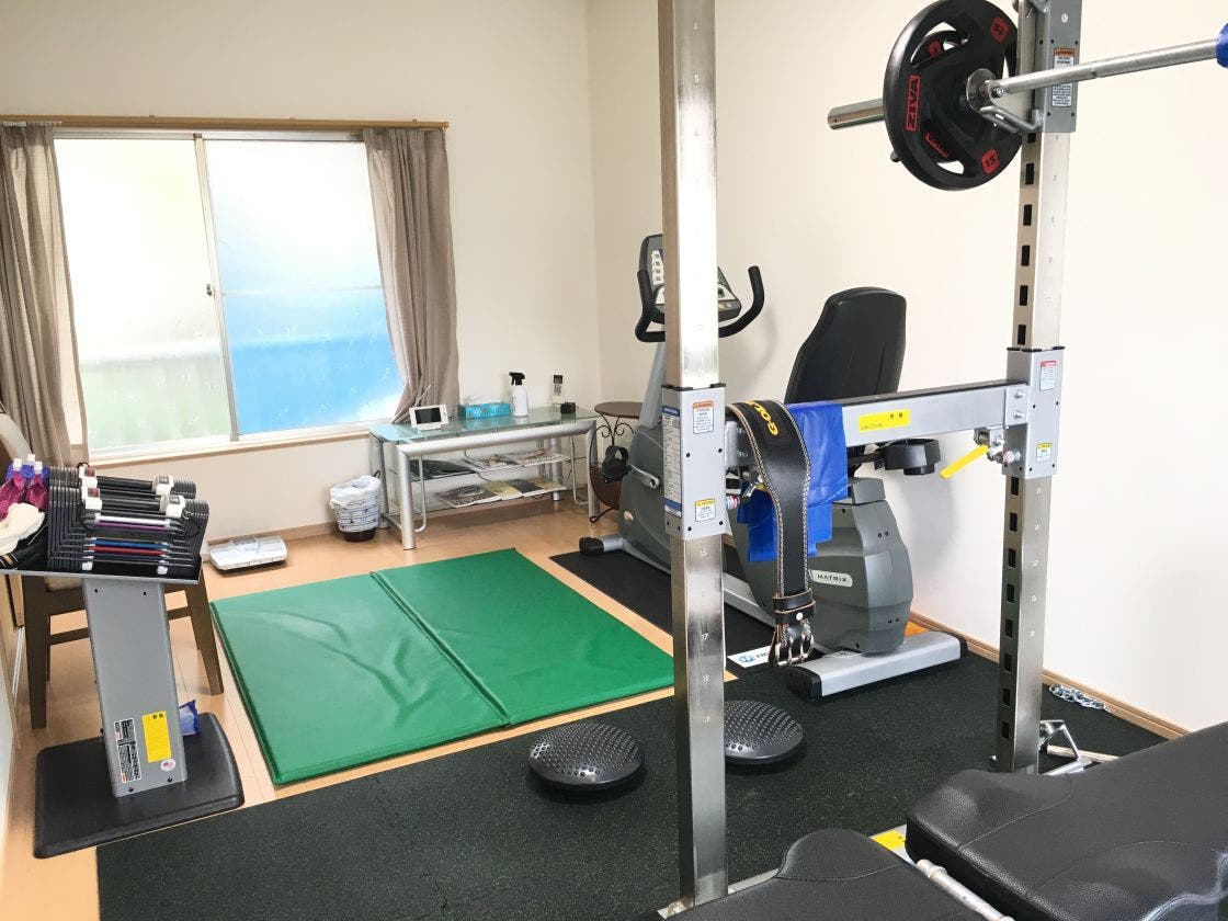 アパートの一室をリノベーションした本格的なトレーニングジム　気楽にトレーニングしたい方やトレーナーにおすすめ　<無料駐車場完備>の写真6