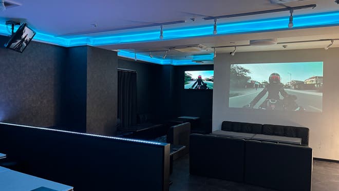 天神駅徒歩7分! 予約再開しました!!大人数対応のオールマイティスペース!カラオケ/プロジェクター/スタッフ貸出などあります!の写真2