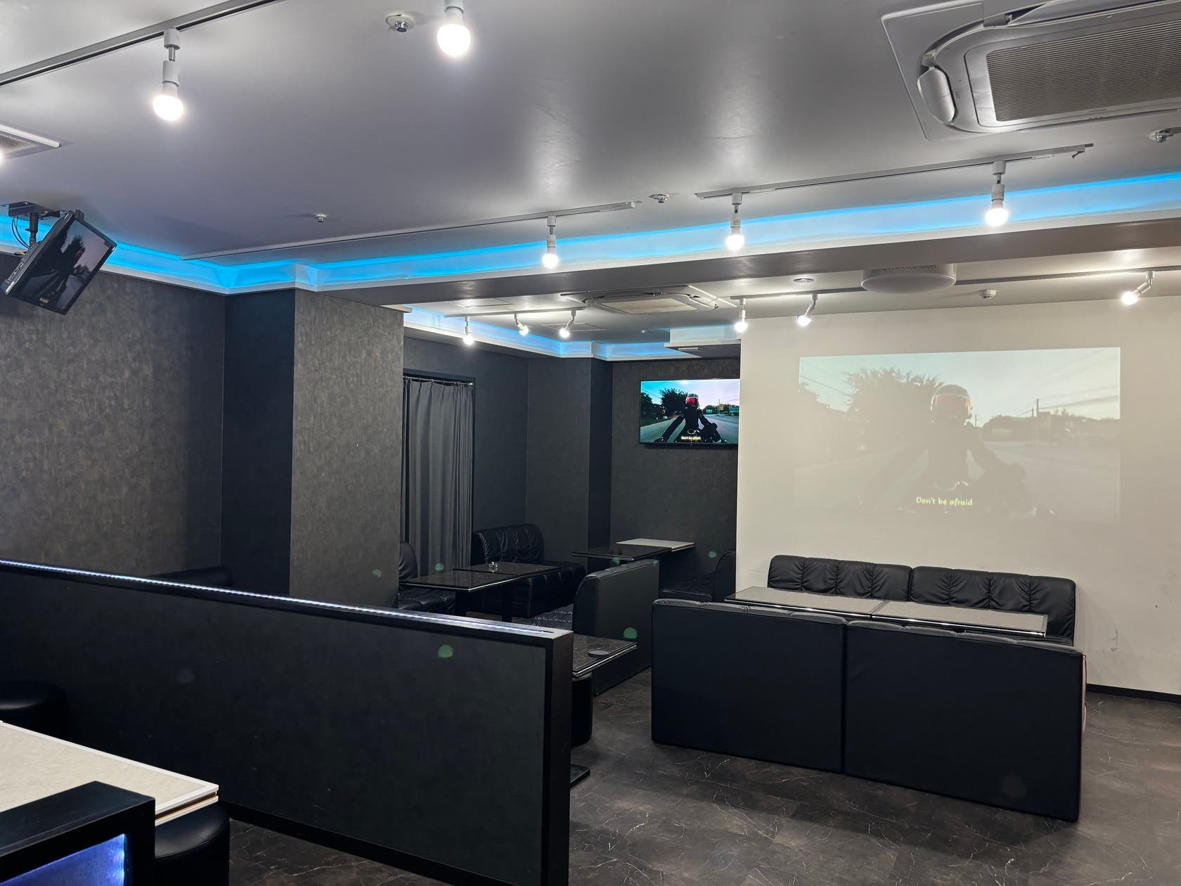 天神駅徒歩7分！ 予約再開しました！！大人数対応のオールマイティスペース！カラオケ/プロジェクター/スタッフ貸出などあります！の写真5