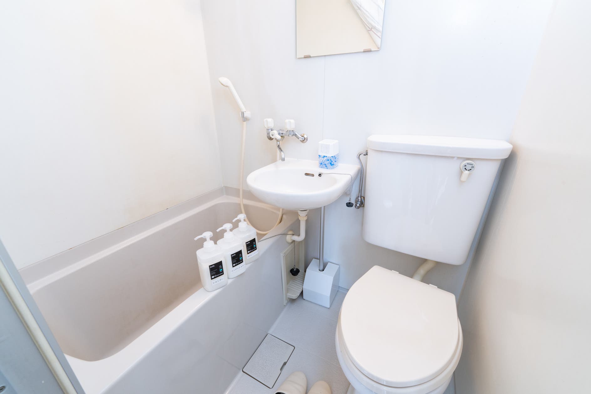 ③浴室（お風呂・シャワー）のご利用※タオル類は置いてありませんのでお近くでお買い求めくださいの画像1