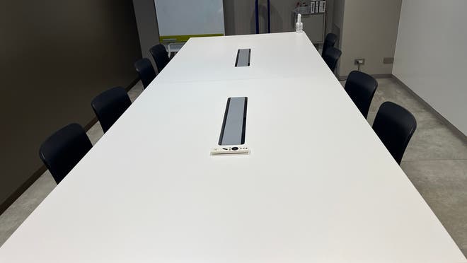 New!🎊【本町駅】(御堂筋線)から1分 8人会議室/会議、リモートワーク、語学レッスンにもの写真5