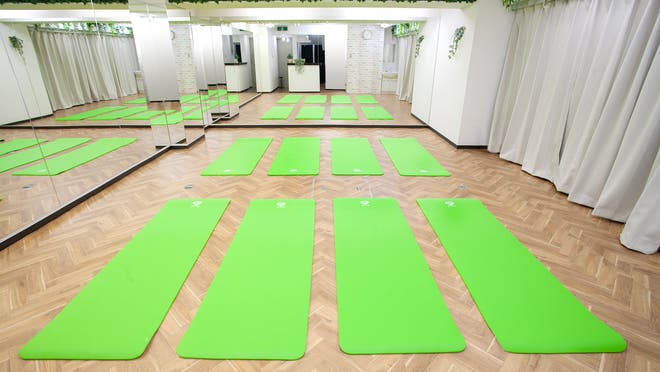 【東長崎駅2分、池袋付近】2面大型鏡計10m/広々48㎡スタジオでダンス・ヨガ・コスプレ・撮影・演劇におすすめ☆の写真3