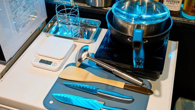 【JR五反田駅西口】駅徒歩7分のカラオケバー!ネオンキラキラでおシャレなBarです!の写真6