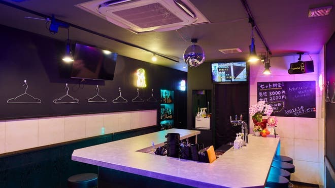 【JR五反田駅西口】駅徒歩7分のカラオケバー!ネオンキラキラでおシャレなBarです!の写真21