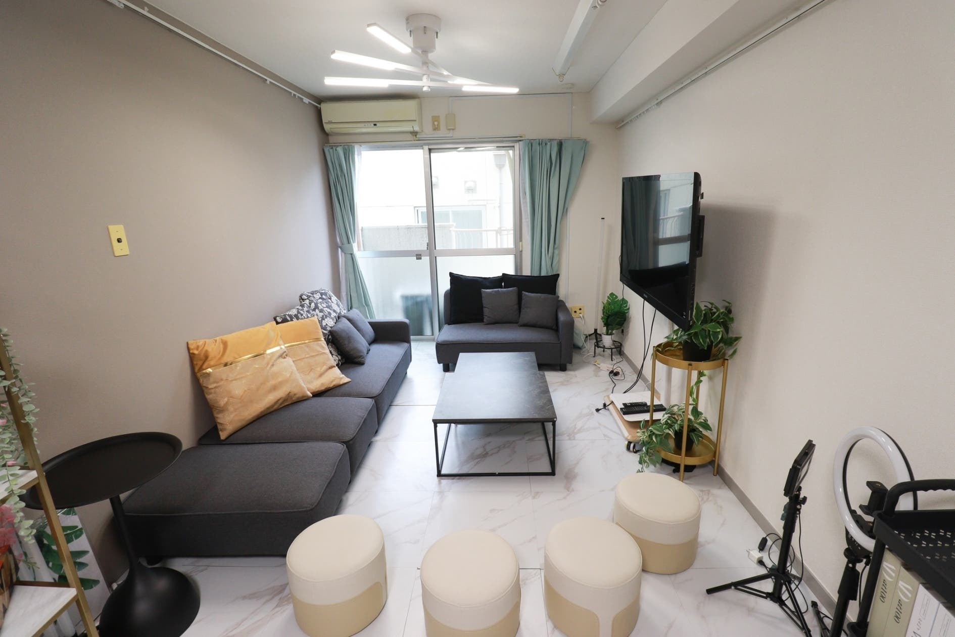 池袋駅徒歩5分🚶‍♂️推し活・オフ会・女子会に最適✨誕生日会・映画鑑賞🎬クリスマス会・忘年会にも使える撮影映え空間🌟の写真21