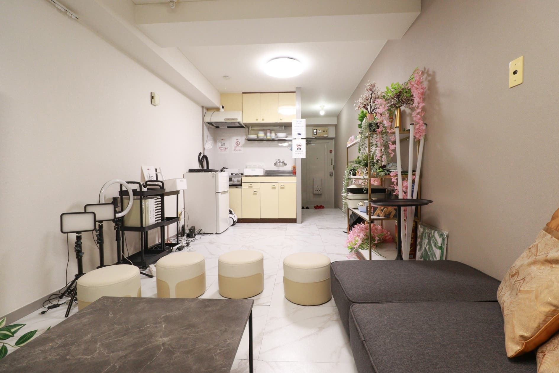 池袋駅徒歩5分🚶‍♂️推し活・オフ会・女子会に最適✨誕生日会・映画鑑賞🎬クリスマス会・忘年会にも使える撮影映え空間🌟の写真17