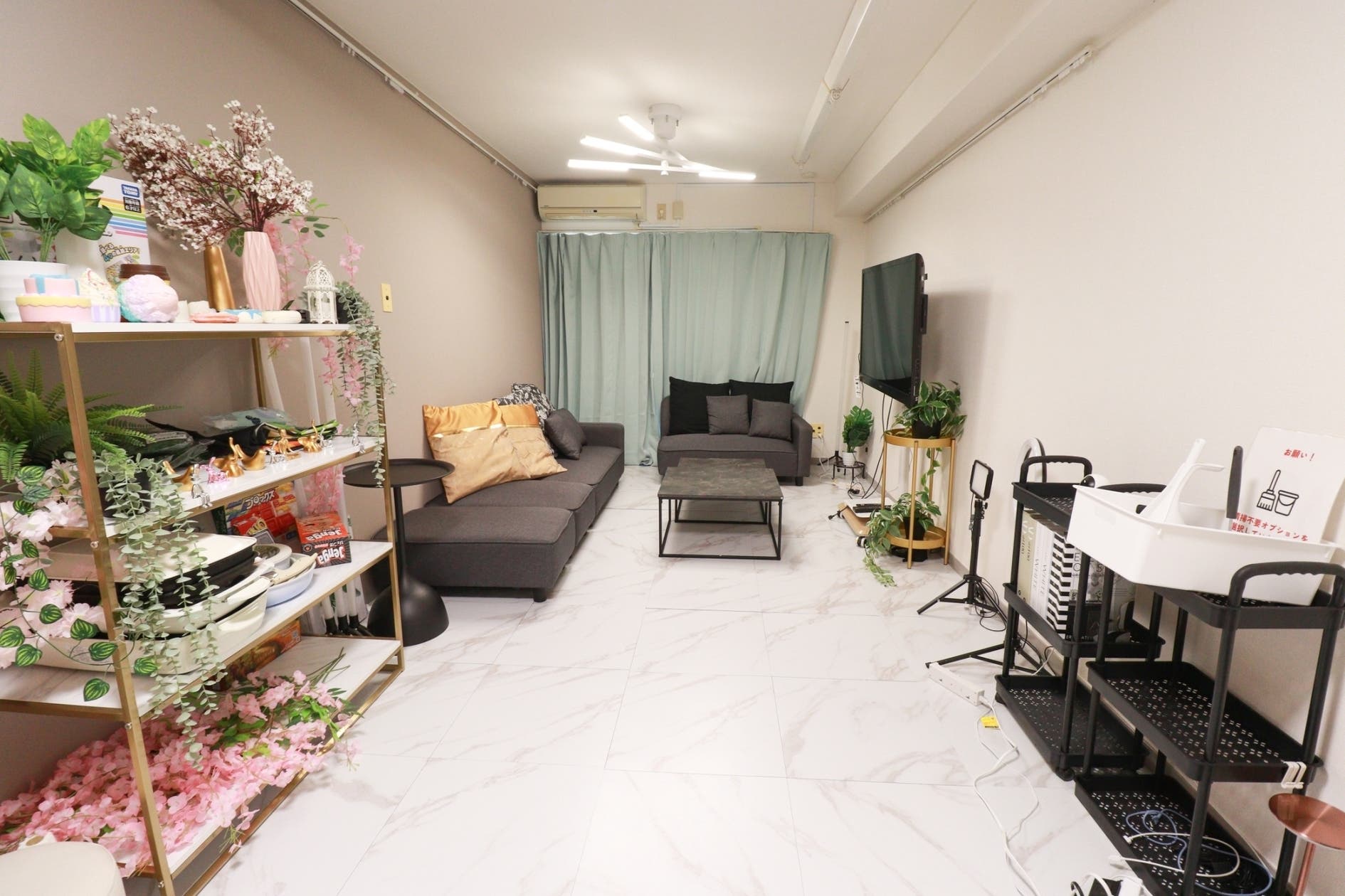 池袋駅徒歩5分🚶‍♂️推し活・オフ会・女子会に最適✨誕生日会・映画鑑賞🎬クリスマス会・忘年会にも使える撮影映え空間🌟の写真22