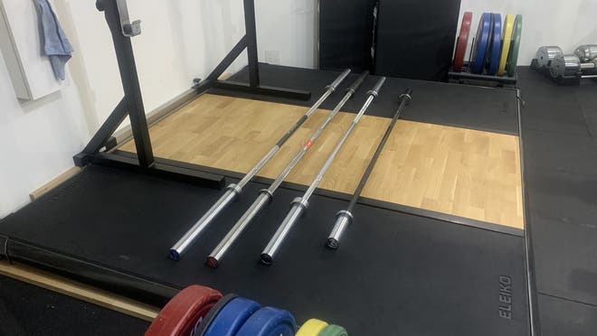 【2名まで】虎ノ門ヒルズ付近。6駅4路線利用可。ウエイトリフティングなど ELEIKO SVRプラットフォームの写真3