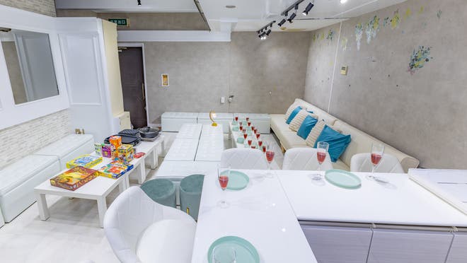 NEW🎉最大43名🉐東梅田駅2分🥳大人気ゲーム機🎮女子会💗推し活🌟タコパ🐙パーティ🥂24H🏪Neige梅田の写真10