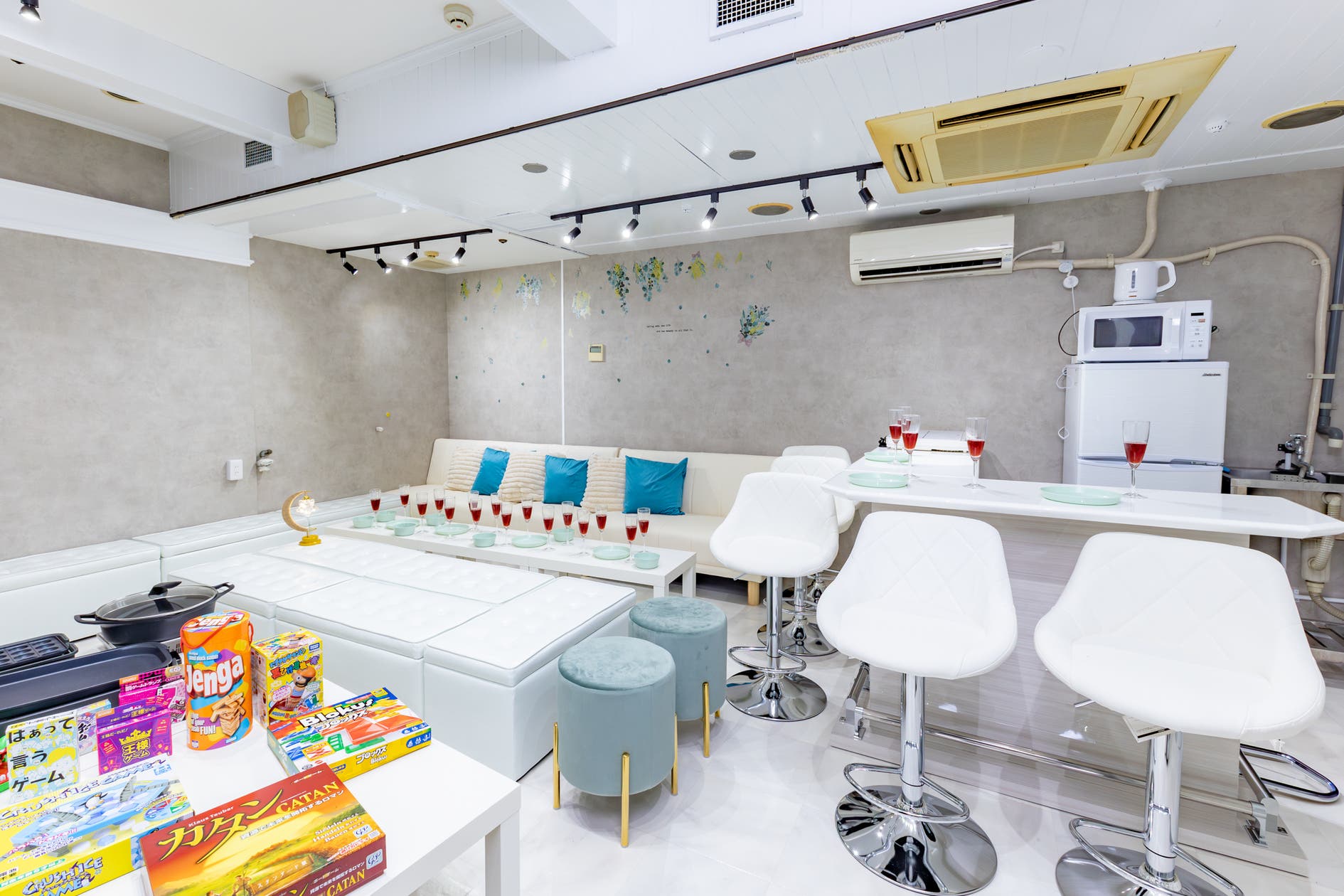 NEW🎉最大43名🉐東梅田駅2分🥳大人気ゲーム機🎮女子会💗推し活🌟タコパ🐙パーティ🥂24H🏪Neige梅田の写真25