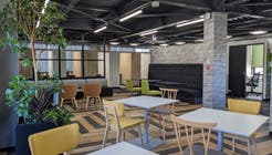 【個室席】※天井空きあり Wi-Fi、電源、フリードリンク付 静岡インター目の前 駐車場無料のコワーキングスペースの写真3
