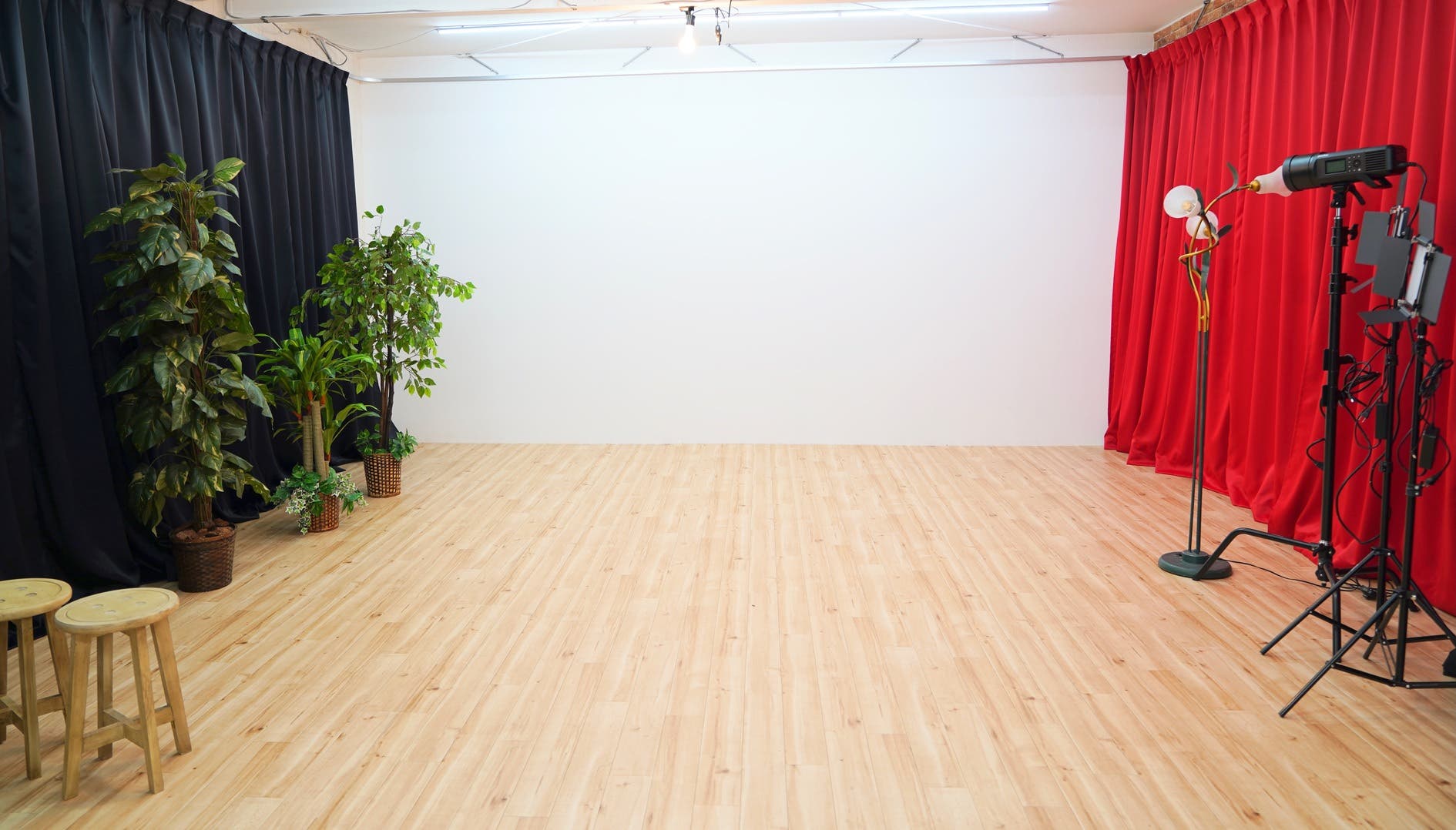 コスパ最強スタジオ　10時間/6930円　撮影機材使い放題　駐車場完備　の写真4