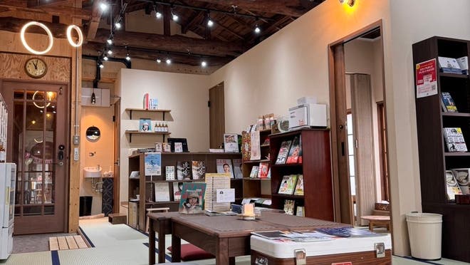 使い方色々!高円寺の古民家畳の書店のレンタルスペース!!!の写真5