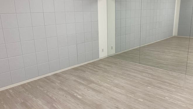 ⭐️大駐車場完備⭐️ダンス練習など!5人ほど向け!スタジオAの写真3