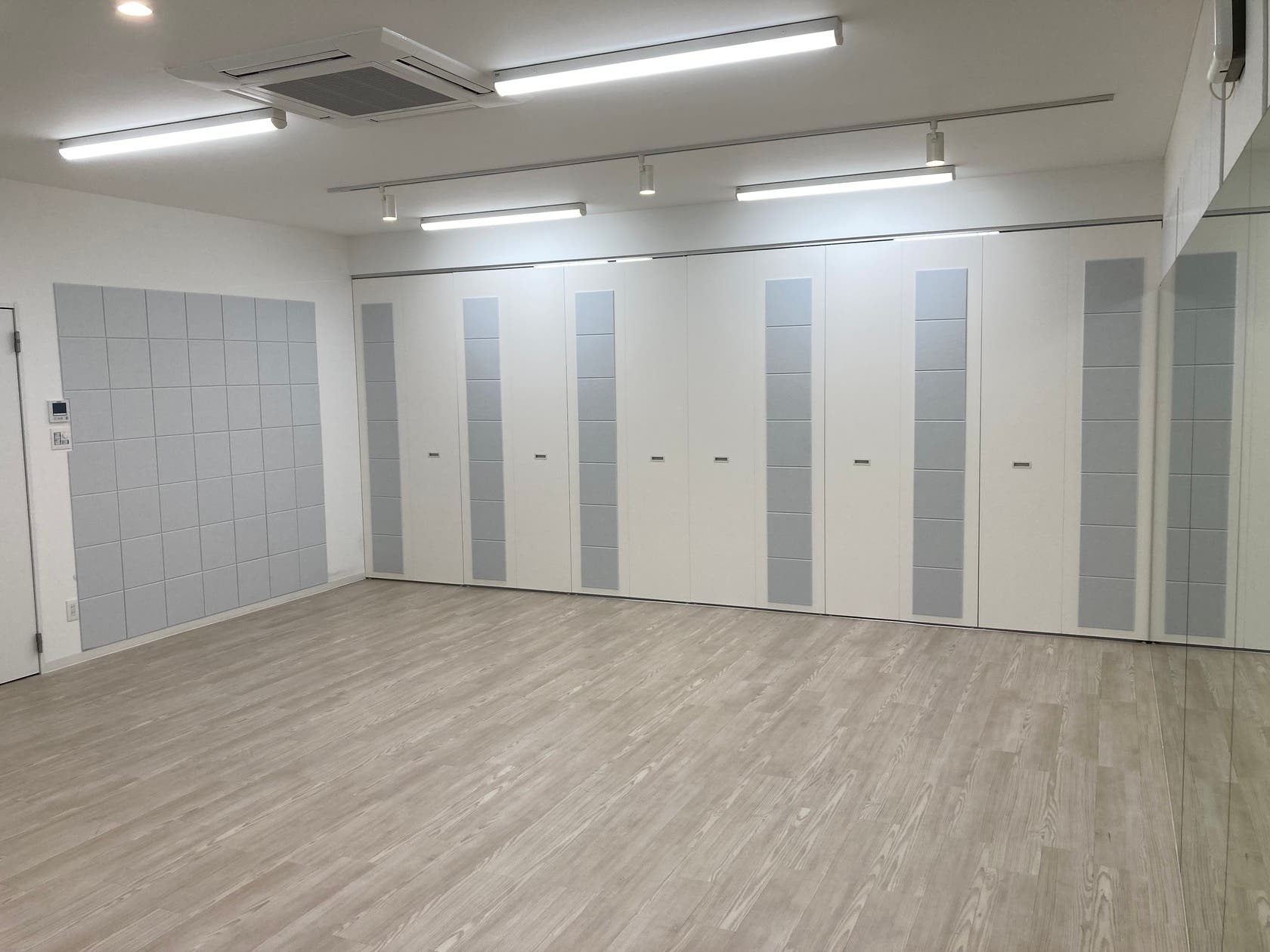 ⭐️大駐車場完備⭐️ダンス練習など！5人ほど向け！スタジオAの写真5