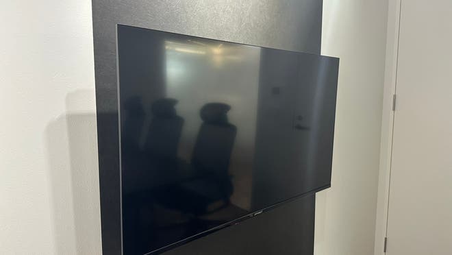 【大名天神】モニター付き完全個室!6名利用可能なミーティングルームAの写真3