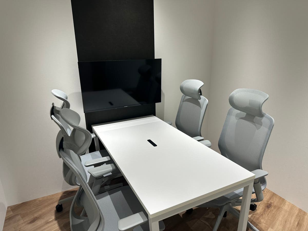 【大名天神】モニター付き完全個室！4名利用可能なミーティングルームBの写真5