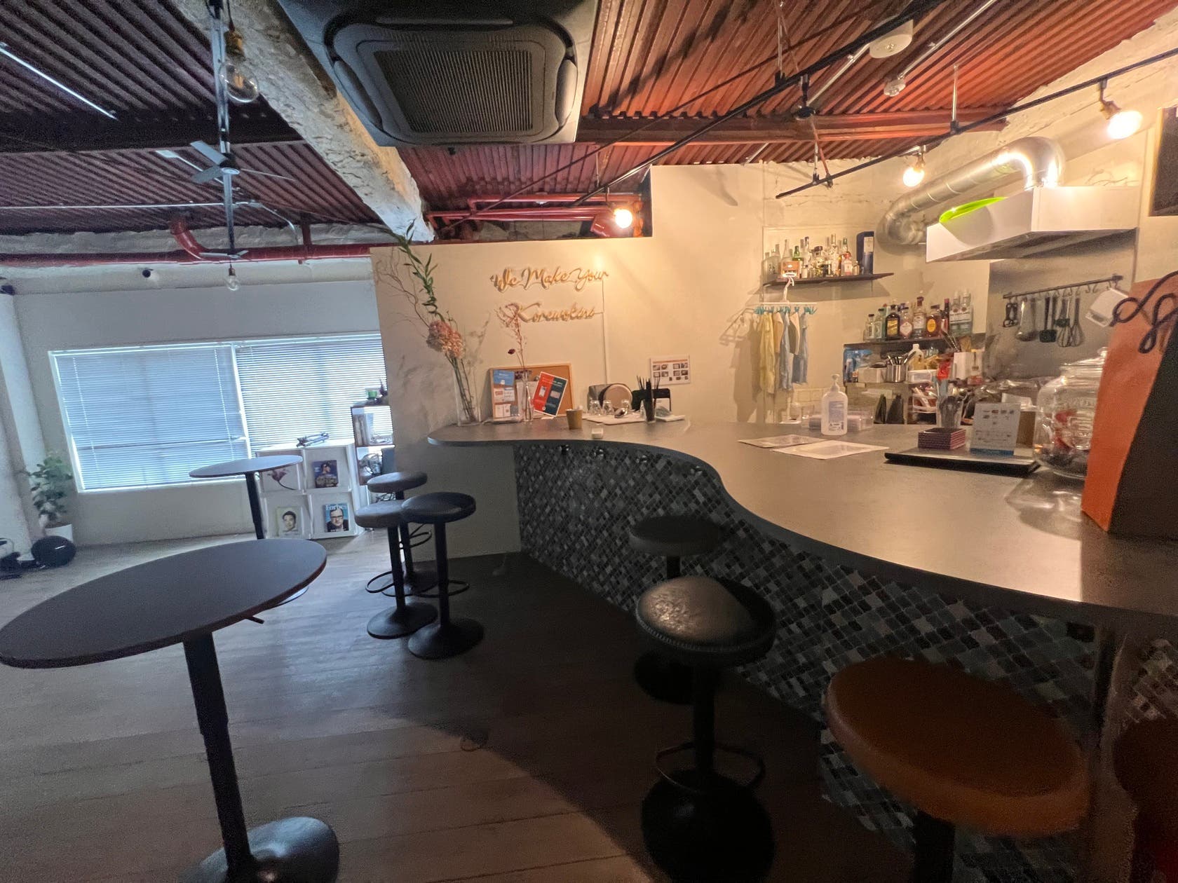 東銀座駅徒歩3分 | 貸切Bar🍸推し活🤍オフ会💫多用途活用可能なレンタルキッチン付きBarスペースの写真8