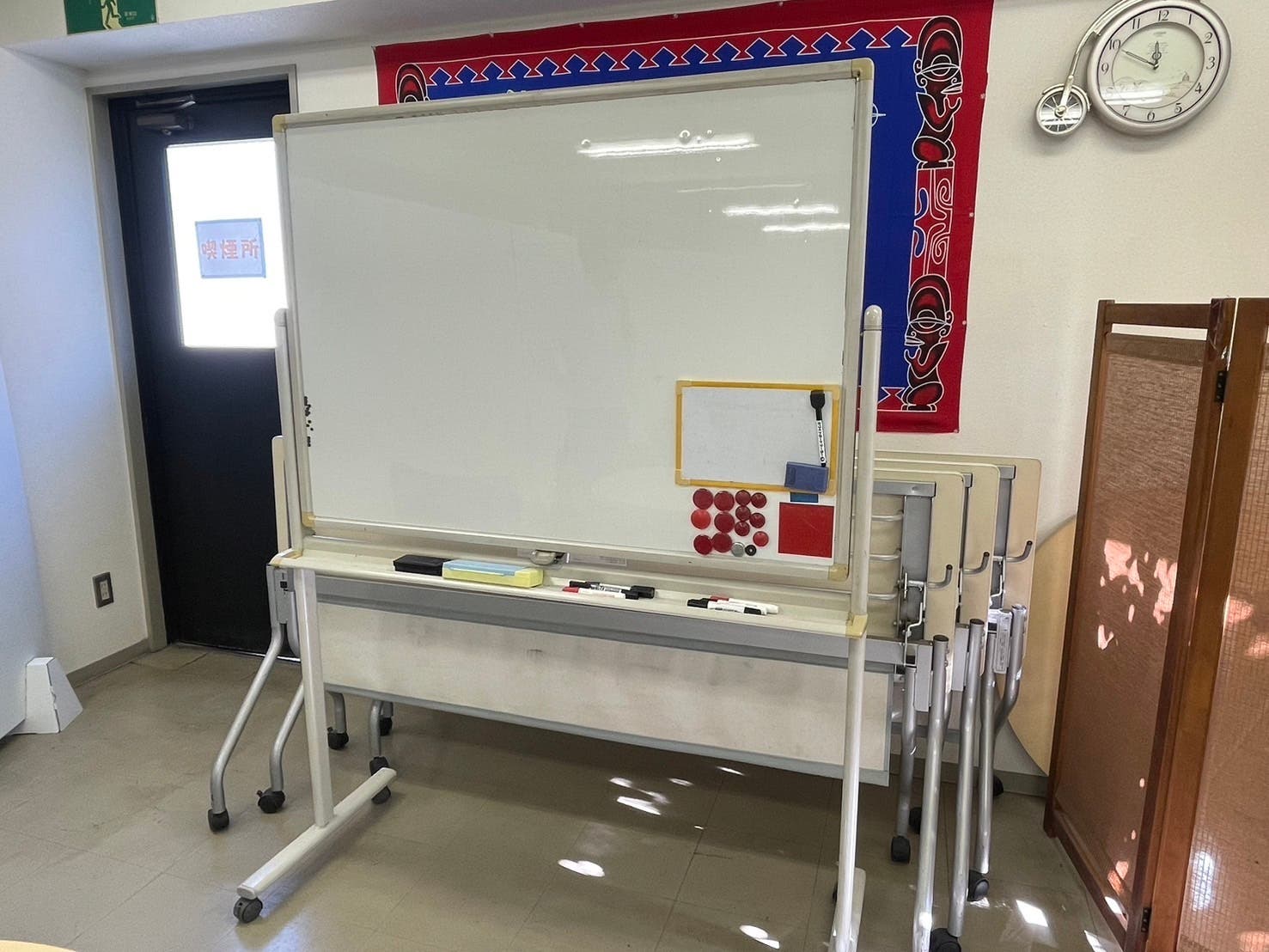 レンタルスペース【wit.】　コンビ二、スーパー　徒歩30秒の写真8