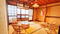 【阪急十三駅徒歩7分!】キッズスペースがある大正レトロな古民家の写真3