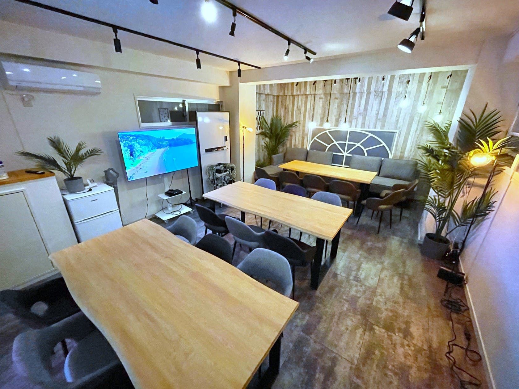 ✨New！懇親会OKの会議室 アルコール飲食OK♪✨秋葉原3分・定員25名・24時間・パーティー、ボドゲ、セミナーなどに🎉の写真8