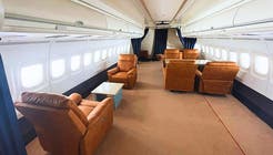 【SKY Experience 舞浜シェラトン店】本物の飛行機部品を搭載した本格的な空間をお届けの写真4