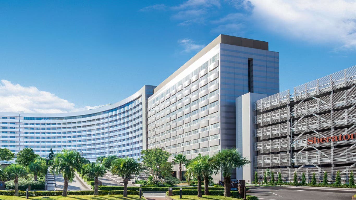 【SKY Experience 舞浜シェラトン店】本物の飛行機部品を搭載した本格的な空間をお届けの写真11