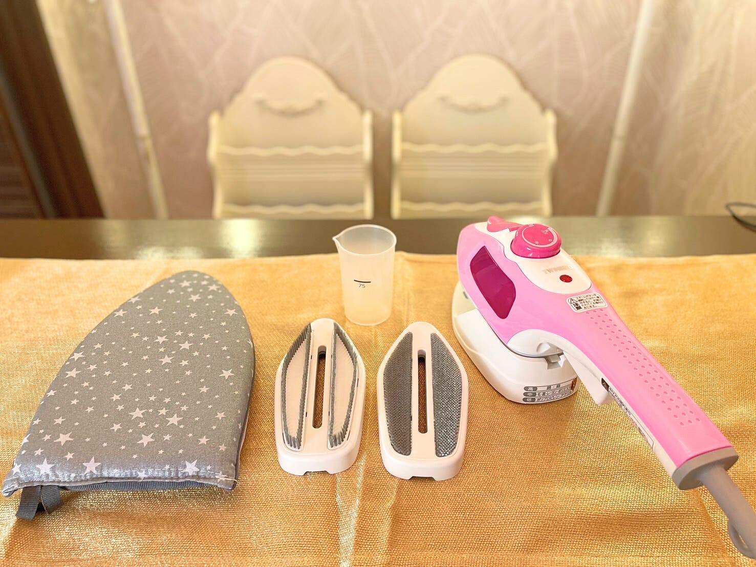 スチームアイロンとアイロン三トンセットの画像1