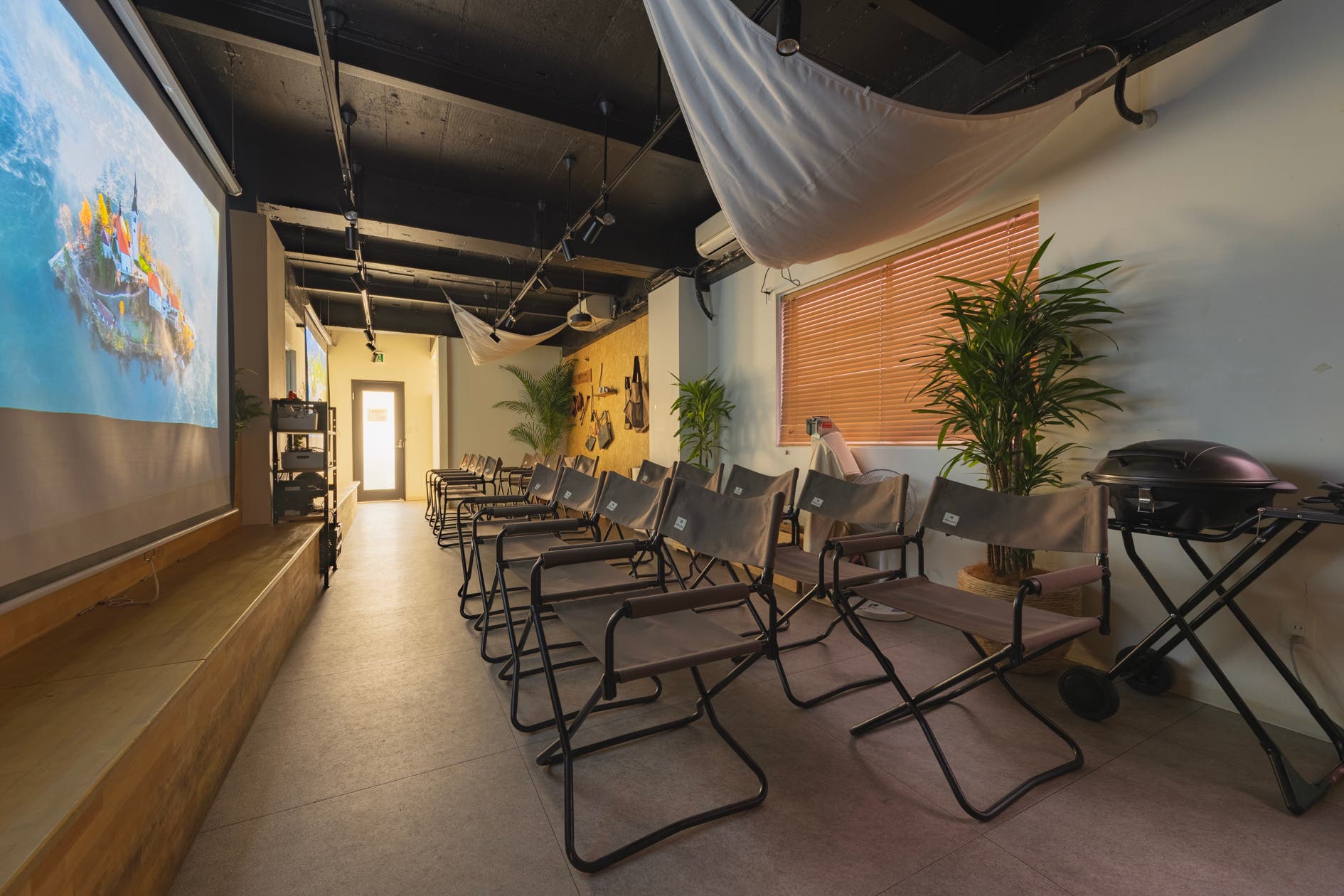 スペモ⛺クリスマス🎄新宿駅1分😳キャンプ🔥BBQ🍖プロジェクター🎥399_SpemoCampingSpace新宿の写真18