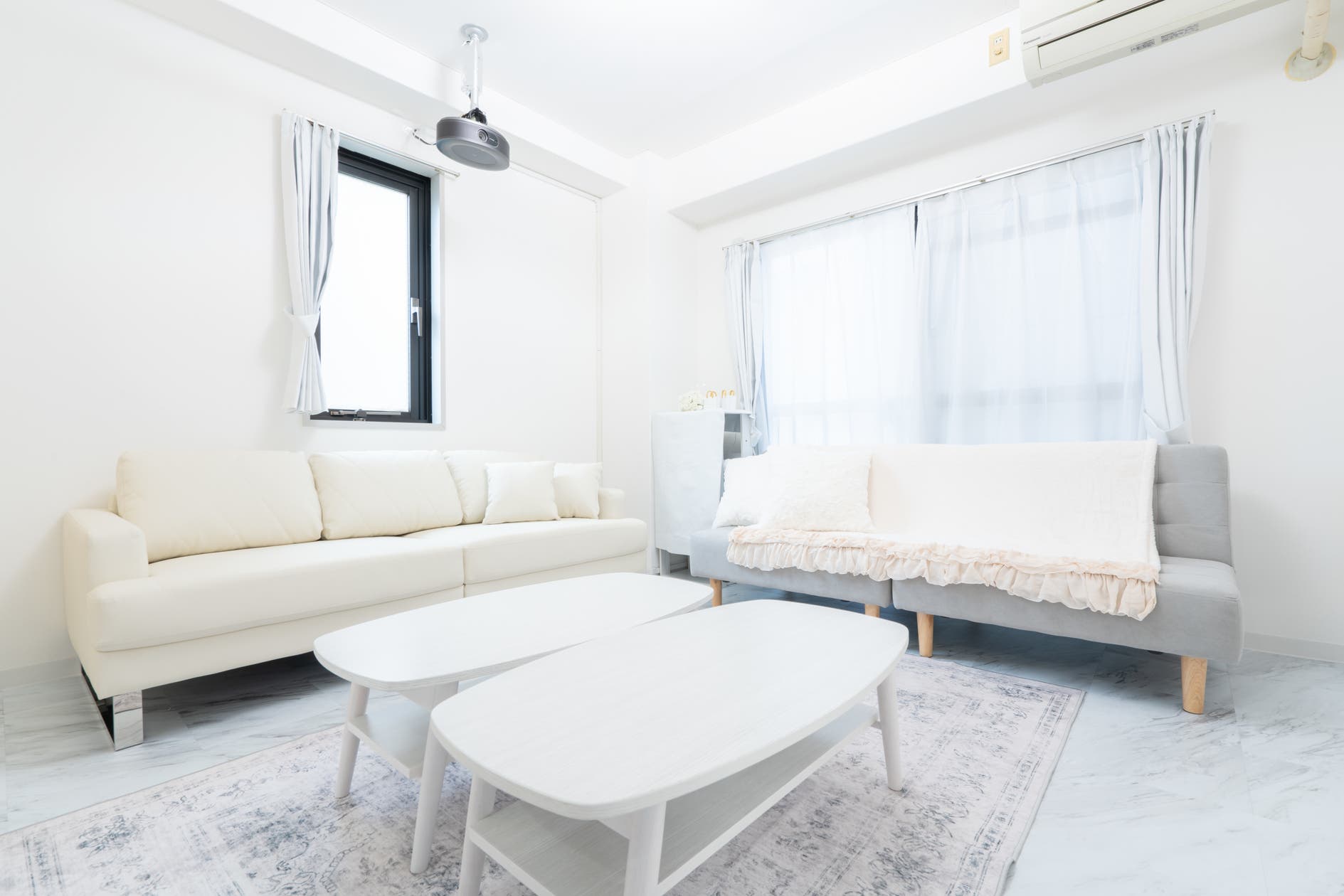 🤍♡スノーホワイト天王寺駅前❄️♡🤍ホワイトツリー🎄天王寺すぐ！ホワイトインテリア♡おうちデート♡女子会♡推し活♡鑑賞会の写真7