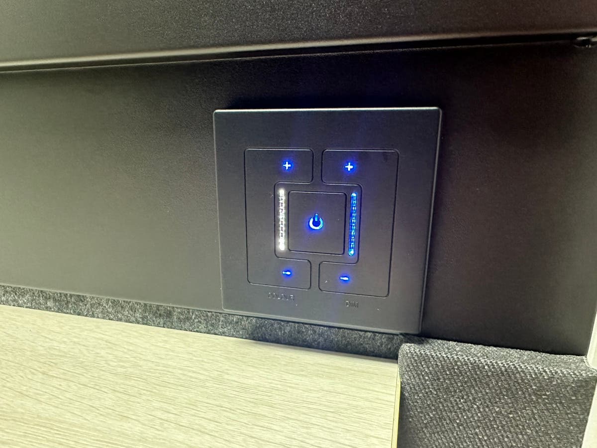 【大名天神】BOXタイプの完全個室！フォンブースAの写真4