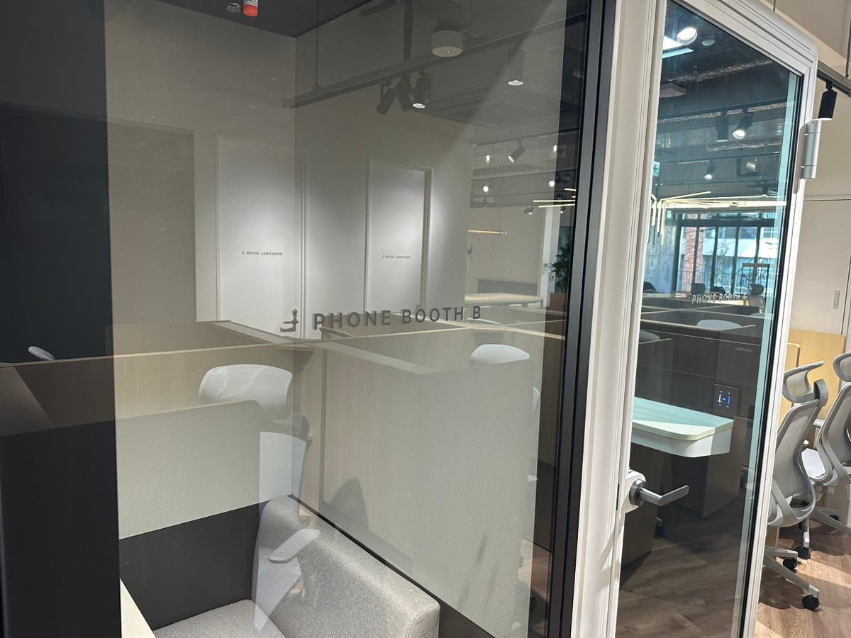 【大名天神】BOXタイプの完全個室！フォンブースBの写真4