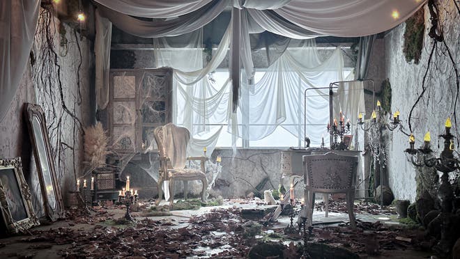 廃墟を思わせる雰囲気が漂う幻想的な撮影スタジオ 94㎡ | 両国駅徒歩10分 | #廃墟#コスプレ#アパレル#ハウススタジオの写真1