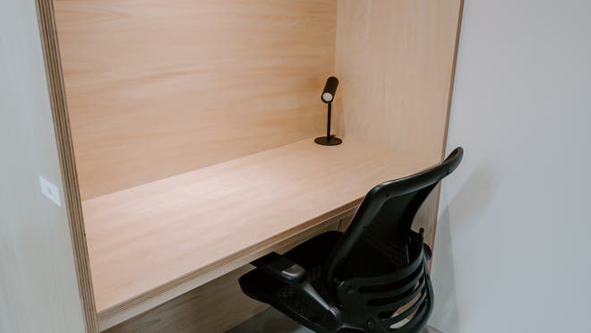 <SHAREPORT 綱島 集中ブース>綱島駅徒歩5分🚃コワーキングスペース内の半個室ブース💻テレワーク/自習の写真2