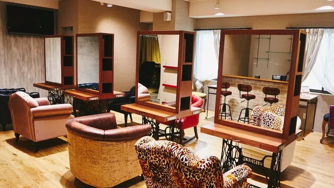 梅田セット面貸し1H¥2,200~光熱費、タオル、機材無料、、材料持ち込み可、お店の材料を使う場合は1メニュー¥1,650の写真1