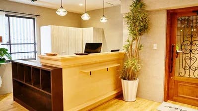 梅田セット面貸し1H¥2,200~光熱費、タオル、機材無料、、材料持ち込み可、お店の材料を使う場合は1メニュー¥1,650の写真4