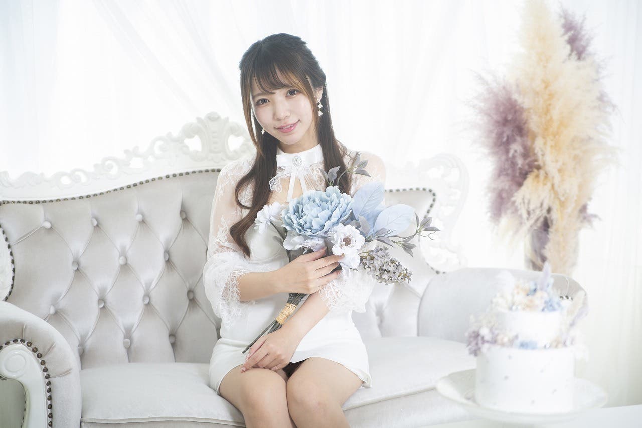 秋葉原最大規模の姫エリア（白/黒）✨豊富な自然光🌞本物の大型漆喰壁🥀花壁/広々40㎡/大型背景紙7種/グリーンバックの写真5