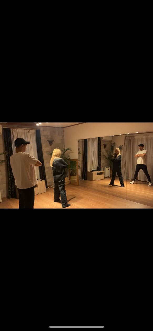 当日もご相談ください！　目の前駐車OK　庭を眺める空間　ダンス写真撮影、ミーティングから女子会、推し会、同窓会までの写真8