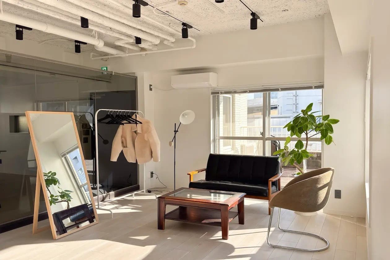 【渋谷・表参道】会議・セミナー・撮影に／Wi-Fiあり・ プロジェクター貸出無料 76㎡広々スペースの写真5