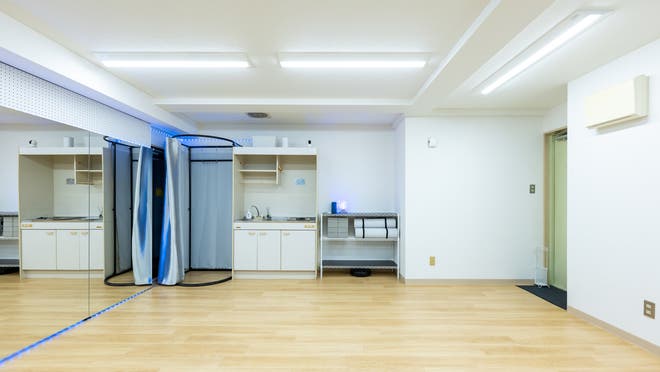 【平日昼1280円】清潔&お洒落🌿LED照明で動画映えもバッチリ✨三脚・ヨガマット無料💡楽器OK🎻個人練にも◎の写真16