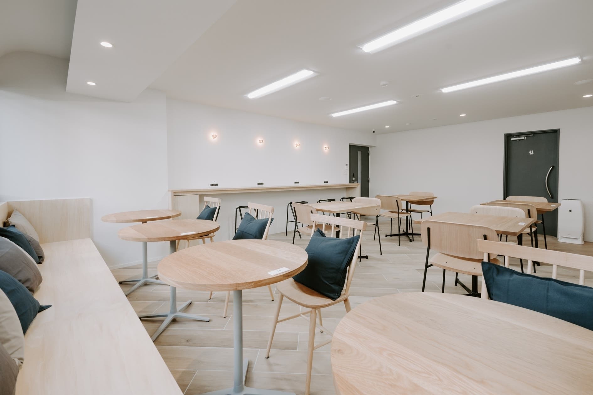 ＜SHAREPORT 綱島 オープン席K＞綱島駅徒歩5分🚃フリーアドレスのコワーキングスペース💻テレワーク/自習の写真2