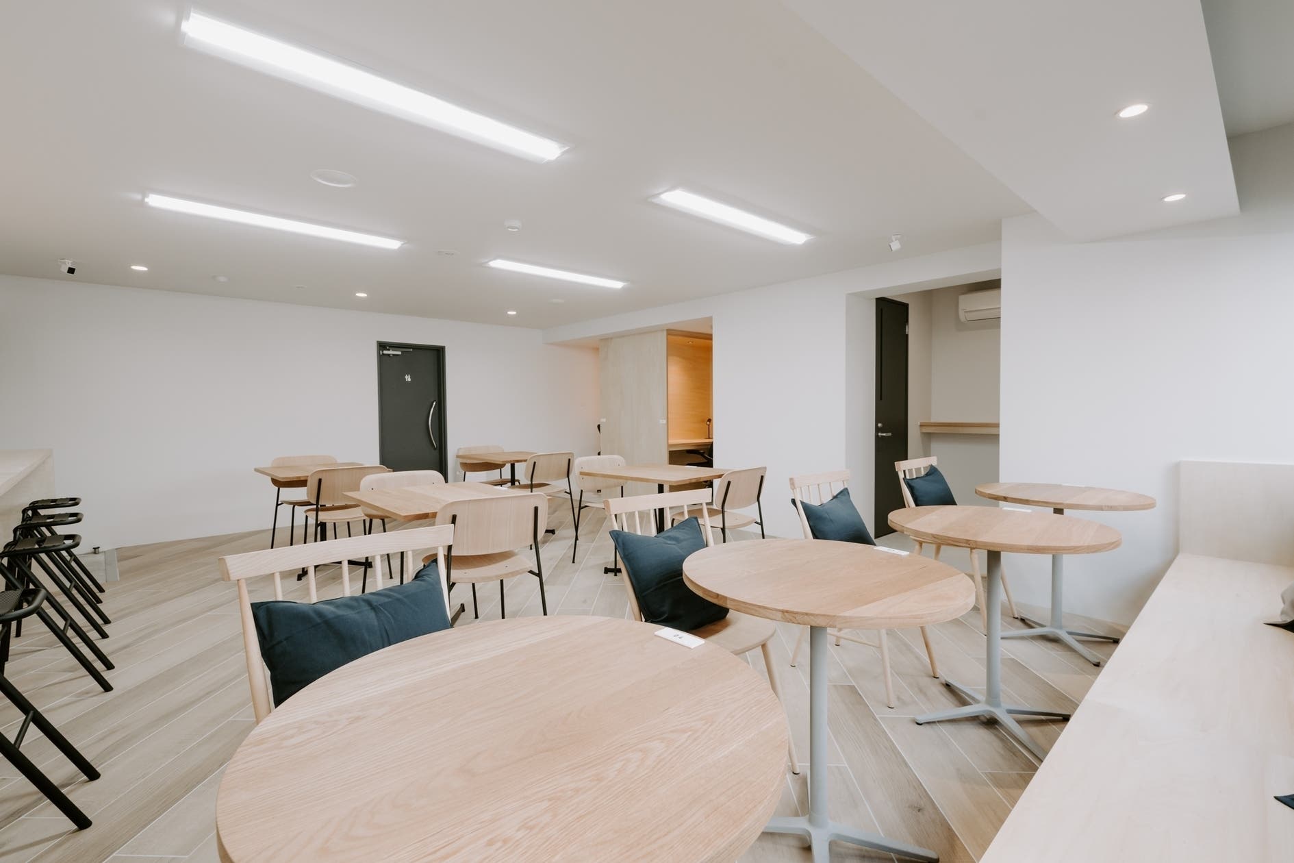 ＜SHAREPORT 綱島 オープン席K＞綱島駅徒歩5分🚃フリーアドレスのコワーキングスペース💻テレワーク/自習の写真9