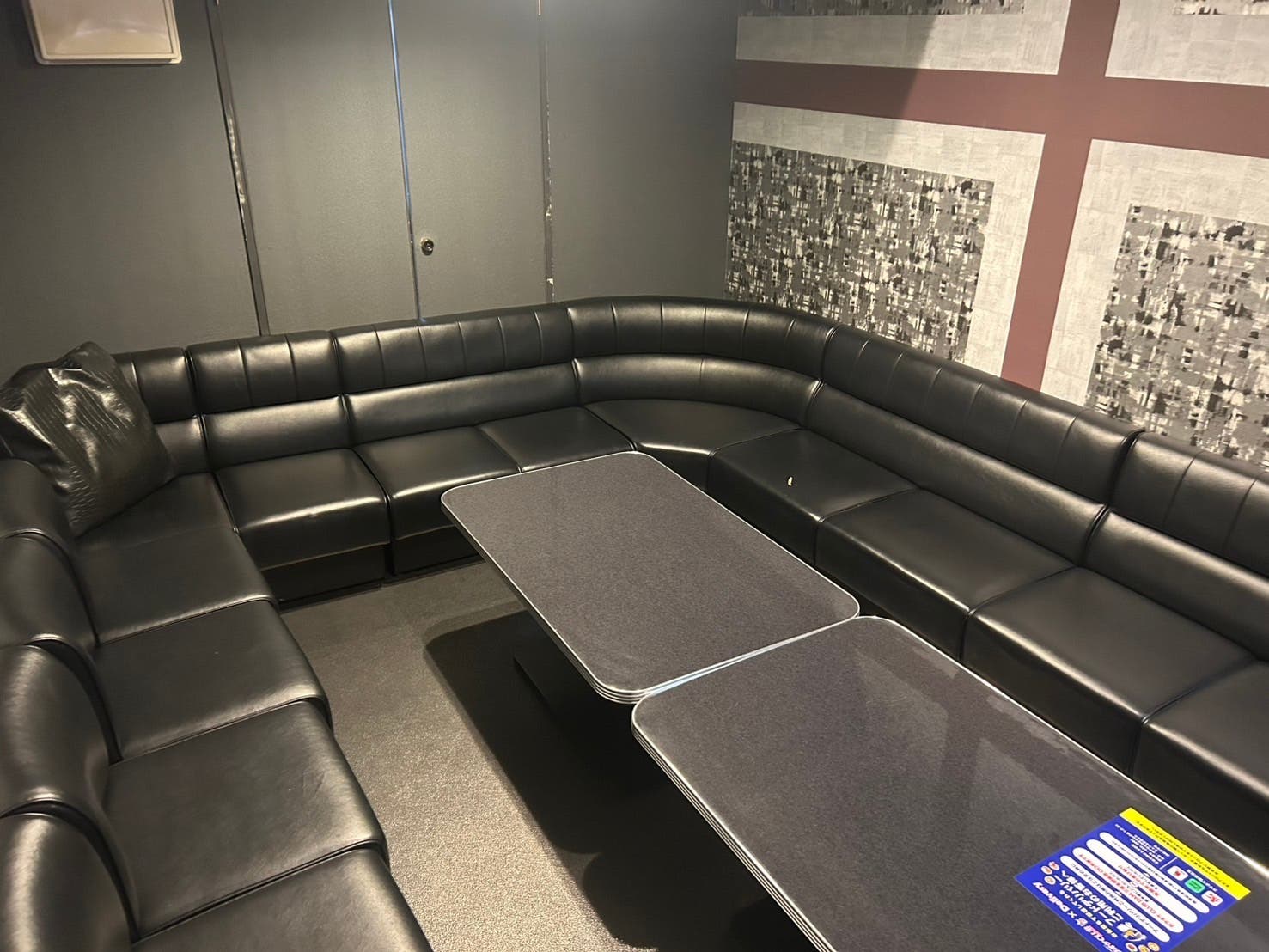 ドリンクバーあり🧃カラオケ🎤飲み会🍺女子会👩‍🦰デート💕カラオケCLUB DAM 三宮北野坂店《5~8名用》の写真2