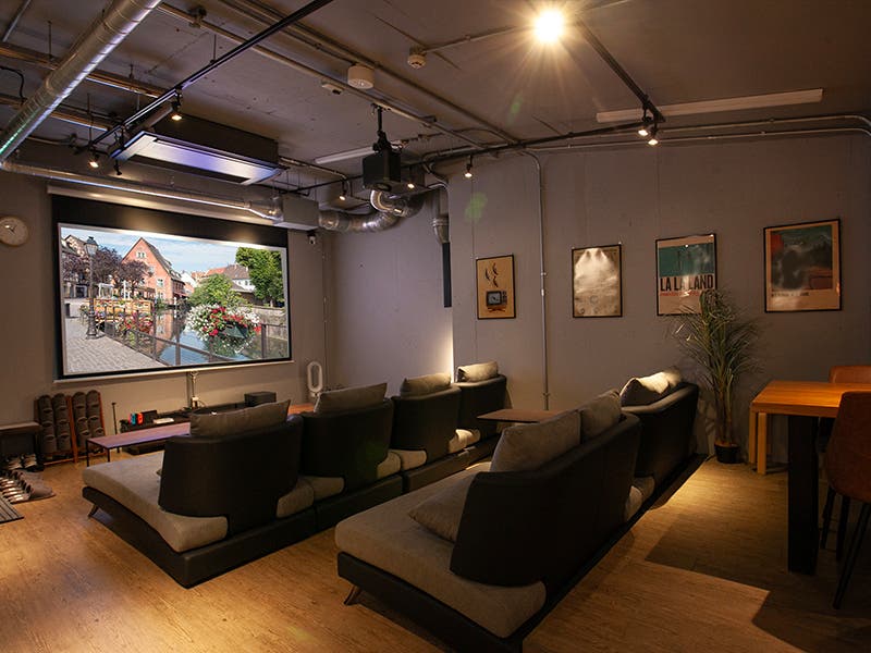 2024年12月OPEN【吉祥寺駅3分】最大14名/会議/撮影/パーティー/ボドゲ/映画/飲食🍷可！の写真1