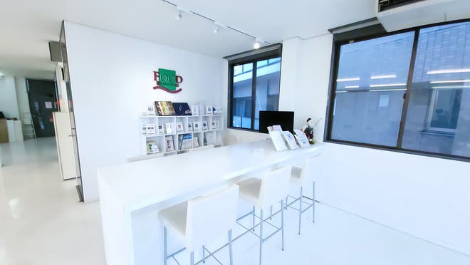 会議、講演会、料理撮影など多目的に使える第1キッチンの写真2