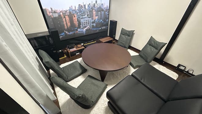 【ホームシアター春日原】異次元の音響効果と超大画面で、最高の環境を貸切🎥【4K×100インチ】の写真12