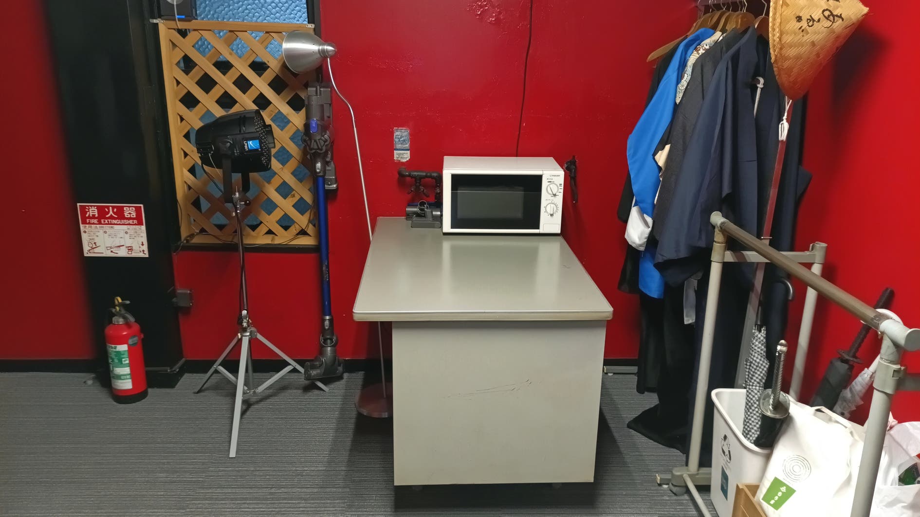 【スタッフ常駐👩維持管理費０円】駅徒歩1分🚃テレワーク📞Web面接💻勉強📚楽器練習🎻教室💅【事務スペース】の写真7